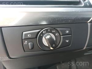 Pelēks BMW X5 2010 Daugavpils, ar dzinēja tilpumu 3.00 L un nobraukumu 0 tūkst. km par 10450 €, foto 25 vietnē AUTOMOTO.COM.LV
