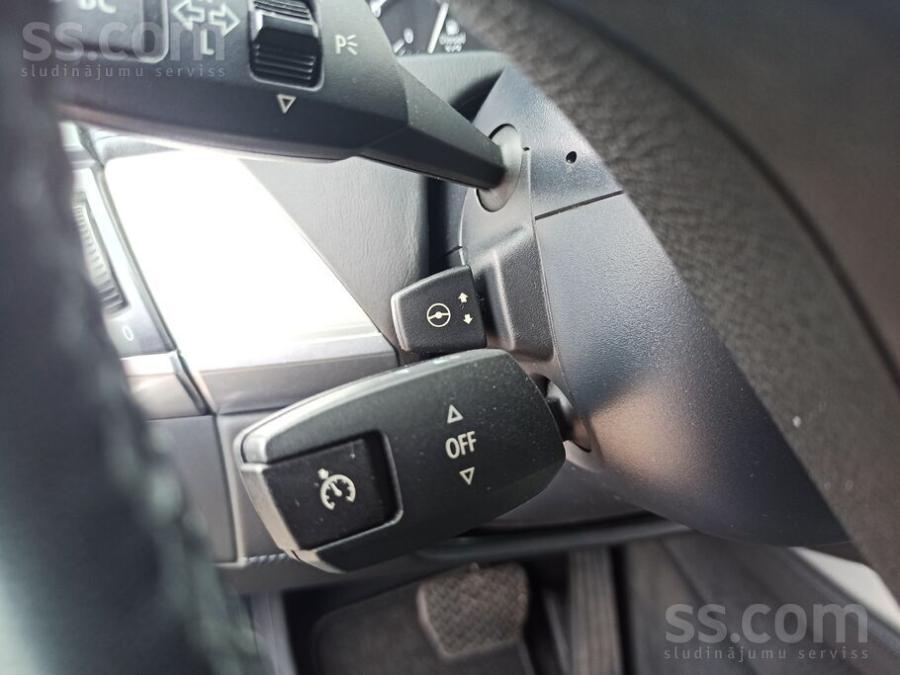 Pelēks BMW X5 2010 Daugavpils, ar dzinēja tilpumu 3.00 L un nobraukumu 0 tūkst. km par 10450 €, foto 27 vietnē AUTOMOTO.COM.LV
