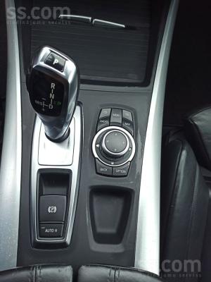 Pelēks BMW X5 2010 Daugavpils, ar dzinēja tilpumu 3.00 L un nobraukumu 0 tūkst. km par 10450 €, foto 32 vietnē AUTOMOTO.COM.LV