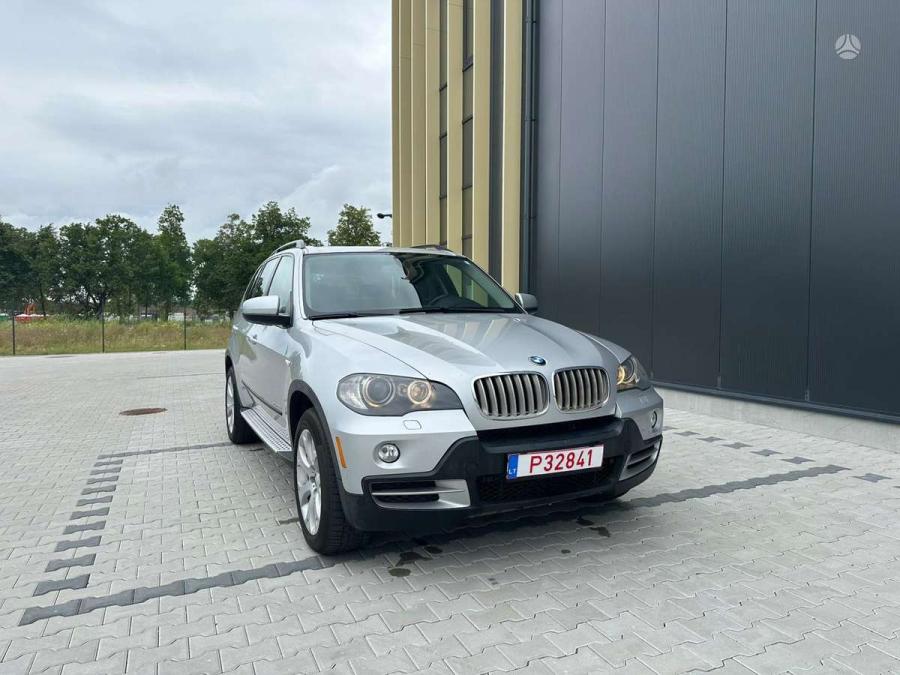 Pelēks BMW X5 2010 Klaipėda, ar dzinēja tilpumu 3.00 L un nobraukumu 232 tūkst. km par 10900 €, foto 5 vietnē AUTOMOTO.COM.LV