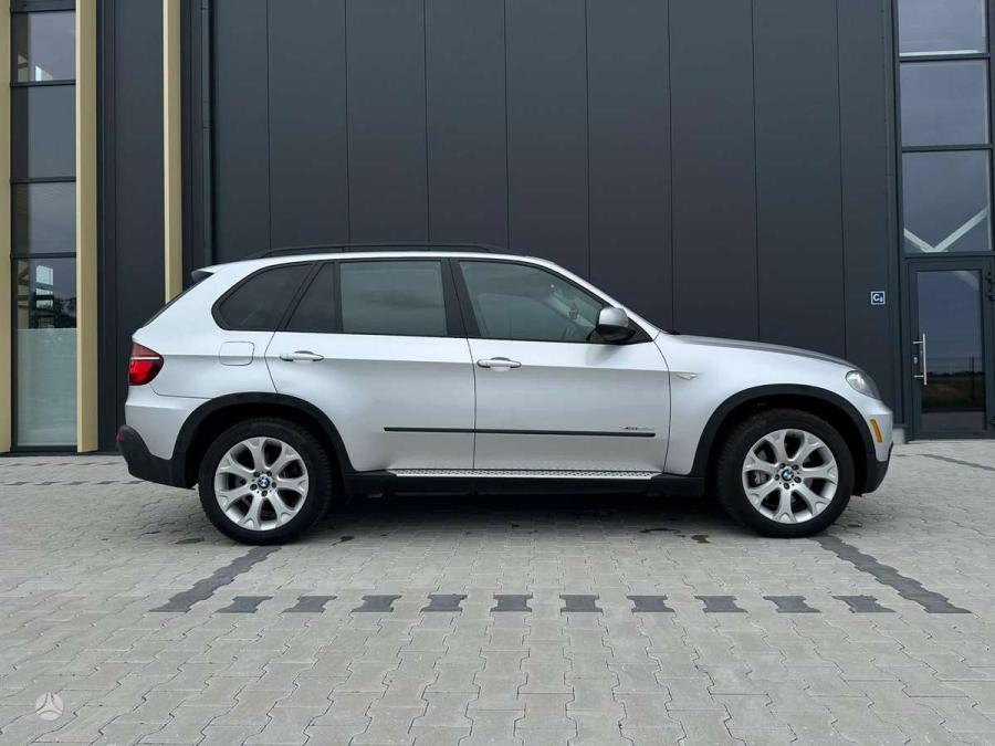 Pelēks BMW X5 2010 Klaipėda, ar dzinēja tilpumu 3.00 L un nobraukumu 232 tūkst. km par 10900 €, foto 17 vietnē AUTOMOTO.COM.LV