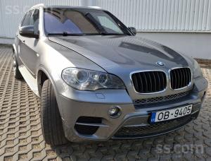 Pelēks BMW X5 2010 Rīga, ar dzinēja tilpumu 3.00 L un nobraukumu 295 tūkst. km par 12990 €, foto 12 vietnē AUTOMOTO.COM.LV
