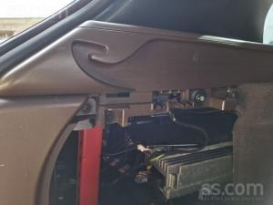 Pelēks BMW X5 2010 Rīga, ar dzinēja tilpumu 3.00 L un nobraukumu 295 tūkst. km par 12990 €, foto 25 vietnē AUTOMOTO.COM.LV