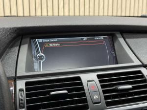 Grey BMW X5 2010 in Marijampole, with an engine capacity of 2.99 L and mileage of 264 thousand km for 10350 €, photo 30 on AUTOMOTO.COM.LV