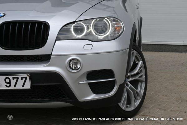 Pelēks BMW X5 2010 Kretinga, ar dzinēja tilpumu 2.98 L un nobraukumu 255 tūkst. km par 10899 €, foto 5 vietnē AUTOMOTO.COM.LV