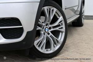 Pelēks BMW X5 2010 Kretinga, ar dzinēja tilpumu 2.98 L un nobraukumu 255 tūkst. km par 10899 €, foto 7 vietnē AUTOMOTO.COM.LV