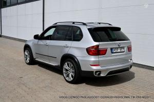 Pelēks BMW X5 2010 Kretinga, ar dzinēja tilpumu 2.98 L un nobraukumu 255 tūkst. km par 10899 €, foto 16 vietnē AUTOMOTO.COM.LV