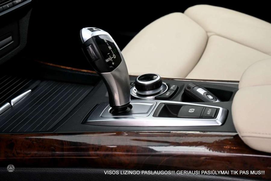 Pelēks BMW X5 2010 Kretinga, ar dzinēja tilpumu 2.98 L un nobraukumu 255 tūkst. km par 10899 €, foto 25 vietnē AUTOMOTO.COM.LV