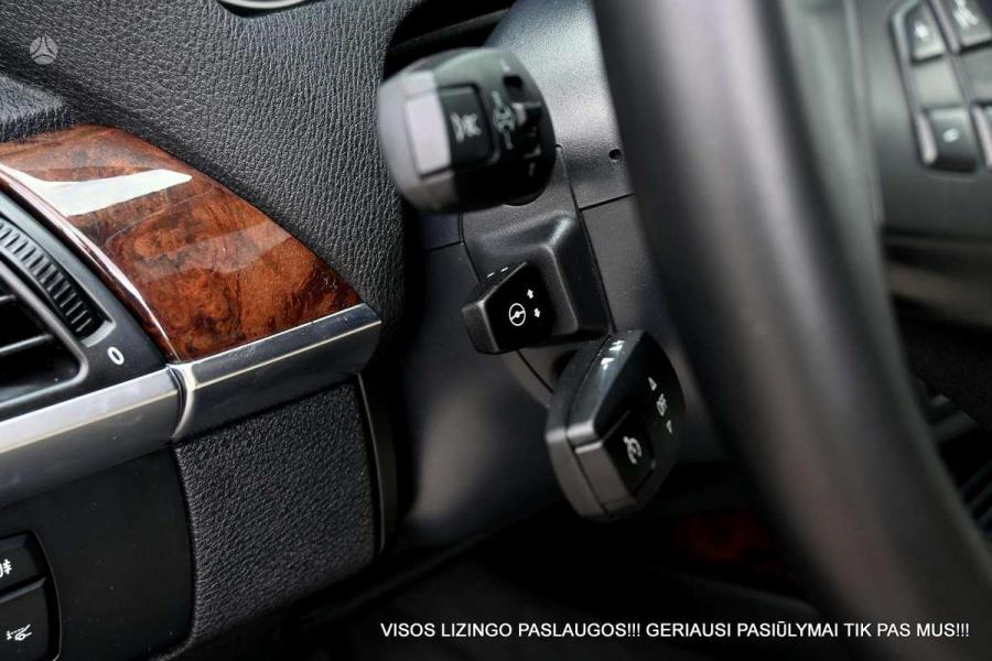 Pelēks BMW X5 2010 Kretinga, ar dzinēja tilpumu 2.98 L un nobraukumu 255 tūkst. km par 10899 €, foto 27 vietnē AUTOMOTO.COM.LV