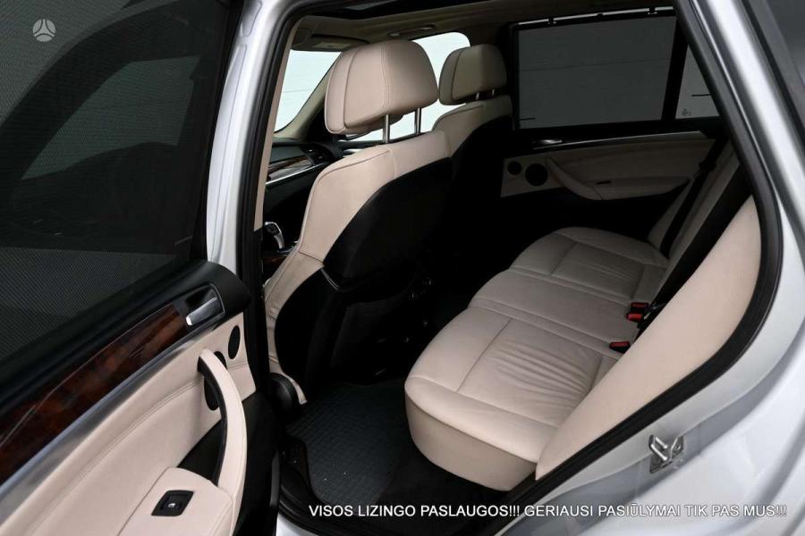 Pelēks BMW X5 2010 Kretinga, ar dzinēja tilpumu 2.98 L un nobraukumu 255 tūkst. km par 10899 €, foto 28 vietnē AUTOMOTO.COM.LV