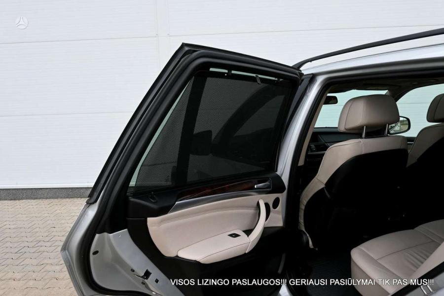 Pelēks BMW X5 2010 Kretinga, ar dzinēja tilpumu 2.98 L un nobraukumu 255 tūkst. km par 10899 €, foto 29 vietnē AUTOMOTO.COM.LV