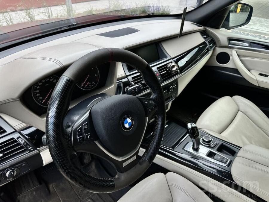 Pelēks BMW X5 2010 Rīga, ar dzinēja tilpumu 3.00 L un nobraukumu 360 tūkst. km par 11000 €, foto 8 vietnē AUTOMOTO.COM.LV