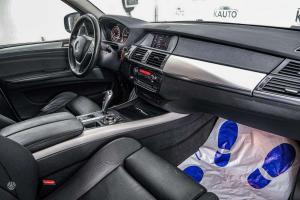 Pelēks BMW X5 2010 Kauņa, ar dzinēja tilpumu 3.00 L un nobraukumu 316 tūkst. km par 9990 €, foto 12 vietnē AUTOMOTO.COM.LV
