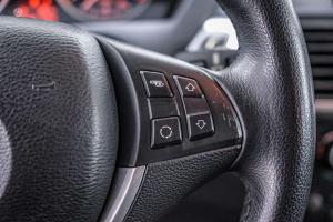 Pelēks BMW X5 2010 Kauņa, ar dzinēja tilpumu 3.00 L un nobraukumu 316 tūkst. km par 9990 €, foto 20 vietnē AUTOMOTO.COM.LV