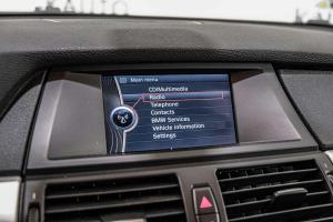 Pelēks BMW X5 2010 Kauņa, ar dzinēja tilpumu 3.00 L un nobraukumu 316 tūkst. km par 9990 €, foto 23 vietnē AUTOMOTO.COM.LV