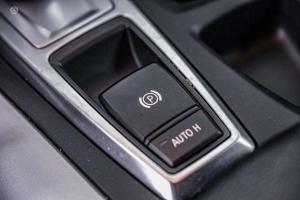Pelēks BMW X5 2010 Kauņa, ar dzinēja tilpumu 3.00 L un nobraukumu 316 tūkst. km par 9990 €, foto 26 vietnē AUTOMOTO.COM.LV