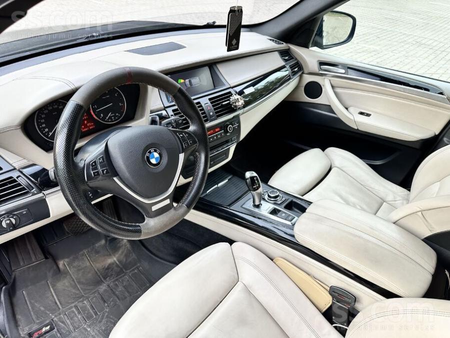 Pelēks BMW X5 2010 Rīga, ar dzinēja tilpumu 3.00 L un nobraukumu 361 tūkst. km par 9800 €, foto 7 vietnē AUTOMOTO.COM.LV