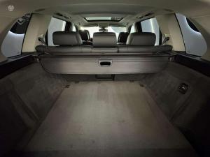 Grey BMW X5 2010 in Marijampole, with an engine capacity of 2.99 L and mileage of 320 thousand km for 10200 €, photo 11 on AUTOMOTO.COM.LV