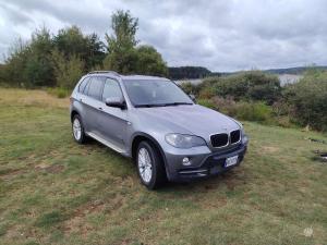 Grey BMW X5 2010 in Kaunas, with an engine capacity of 3.00 L and mileage of 300 thousand km for 6999 €, photo  on AUTOMOTO.COM.LV