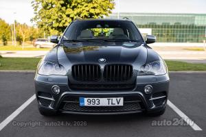 Grey BMW X5 2010 in Tallinn, with an engine capacity of 3.00 L and mileage of 255 thousand km for 11499 €, photo  on AUTOMOTO.COM.LV