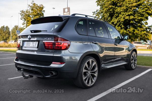 Pelēks BMW X5 2010 Tallina, ar dzinēja tilpumu 3.00 L un nobraukumu 255 tūkst. km par 11499 €, foto 6 vietnē AUTOMOTO.COM.LV