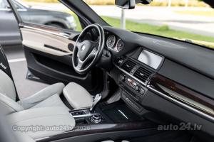Pelēks BMW X5 2010 Tallina, ar dzinēja tilpumu 3.00 L un nobraukumu 255 tūkst. km par 11499 €, foto 13 vietnē AUTOMOTO.COM.LV