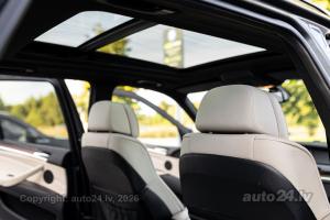Pelēks BMW X5 2010 Tallina, ar dzinēja tilpumu 3.00 L un nobraukumu 255 tūkst. km par 11499 €, foto 18 vietnē AUTOMOTO.COM.LV