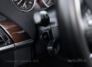 Pelēks BMW X5 2010 Tallina, ar dzinēja tilpumu 3.00 L un nobraukumu 255 tūkst. km par 11499 €, foto 20 vietnē AUTOMOTO.COM.LV
