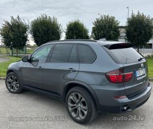 Pelēks BMW X5 2010 Tartu, ar dzinēja tilpumu 3.00 L un nobraukumu 266 tūkst. km par 12499 €, foto 8 vietnē AUTOMOTO.COM.LV