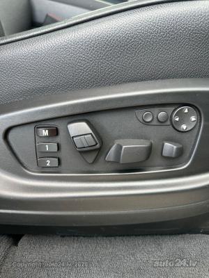 Pelēks BMW X5 2010 Tartu, ar dzinēja tilpumu 3.00 L un nobraukumu 266 tūkst. km par 12499 €, foto 16 vietnē AUTOMOTO.COM.LV