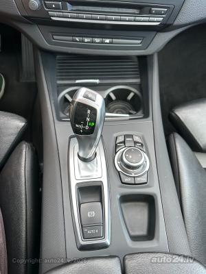 Pelēks BMW X5 2010 Tartu, ar dzinēja tilpumu 3.00 L un nobraukumu 266 tūkst. km par 12499 €, foto 19 vietnē AUTOMOTO.COM.LV