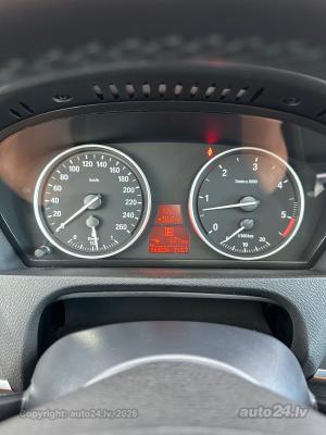 Pelēks BMW X5 2010 Tartu, ar dzinēja tilpumu 3.00 L un nobraukumu 266 tūkst. km par 12499 €, foto 24 vietnē AUTOMOTO.COM.LV