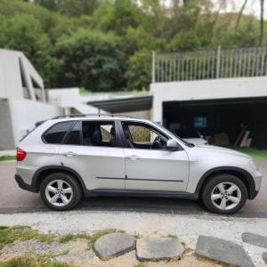 Grey BMW X5 2010 in Kaunas, with an engine capacity of 2.99 L and mileage of 220 thousand km for 8800 €, photo 3 on AUTOMOTO.COM.LV