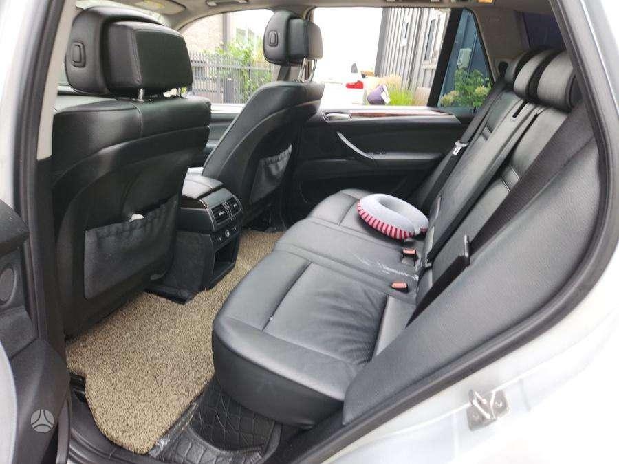 Grey BMW X5 2010 in Kaunas, with an engine capacity of 2.99 L and mileage of 220 thousand km for 8800 €, photo 8 on AUTOMOTO.COM.LV