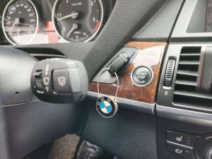 Grey BMW X5 2010 in Kaunas, with an engine capacity of 2.99 L and mileage of 220 thousand km for 8800 €, photo 10 on AUTOMOTO.COM.LV
