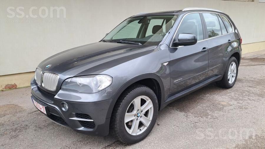 Pelēks BMW X5 2010 Ogre, ar dzinēja tilpumu 3.00 L un nobraukumu 299 tūkst. km par 10350 €, foto 6 vietnē AUTOMOTO.COM.LV
