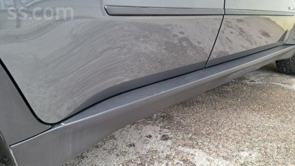 Pelēks BMW X5 2010 Ogre, ar dzinēja tilpumu 3.00 L un nobraukumu 299 tūkst. km par 10350 €, foto 10 vietnē AUTOMOTO.COM.LV