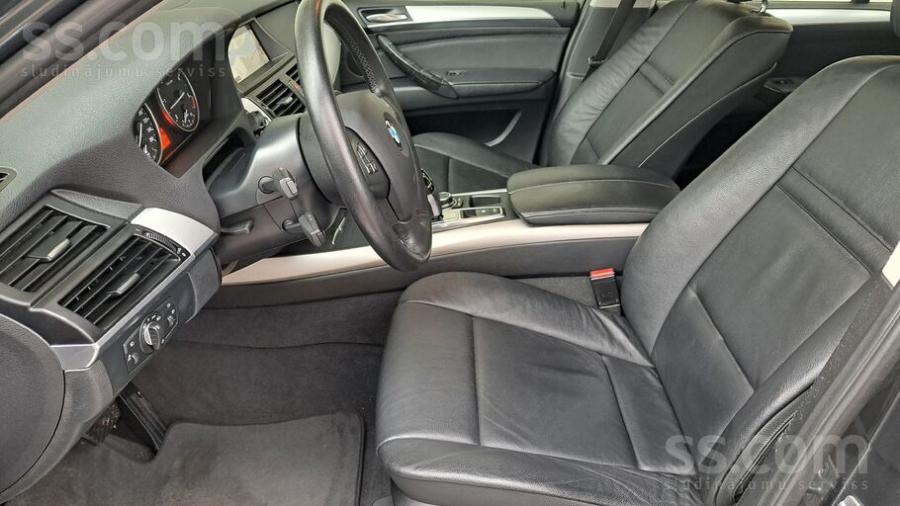 Pelēks BMW X5 2010 Ogre, ar dzinēja tilpumu 3.00 L un nobraukumu 299 tūkst. km par 10350 €, foto 15 vietnē AUTOMOTO.COM.LV