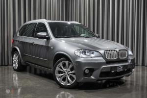 Grey BMW X5 2011 in Marijampole, with an engine capacity of 2.99 L and mileage of 172 thousand km for 14750 €, photo  on AUTOMOTO.COM.LV