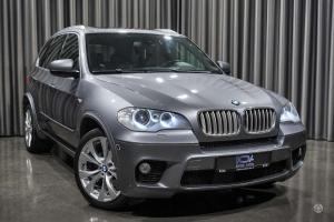 Pelēks BMW X5 2011 Marijampole, ar dzinēja tilpumu 2.99 L un nobraukumu 172 tūkst. km par 14750 €, foto 3 vietnē AUTOMOTO.COM.LV