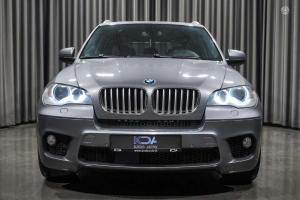 Pelēks BMW X5 2011 Marijampole, ar dzinēja tilpumu 2.99 L un nobraukumu 172 tūkst. km par 14750 €, foto 4 vietnē AUTOMOTO.COM.LV