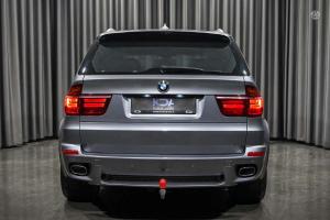 Pelēks BMW X5 2011 Marijampole, ar dzinēja tilpumu 2.99 L un nobraukumu 172 tūkst. km par 14750 €, foto 10 vietnē AUTOMOTO.COM.LV