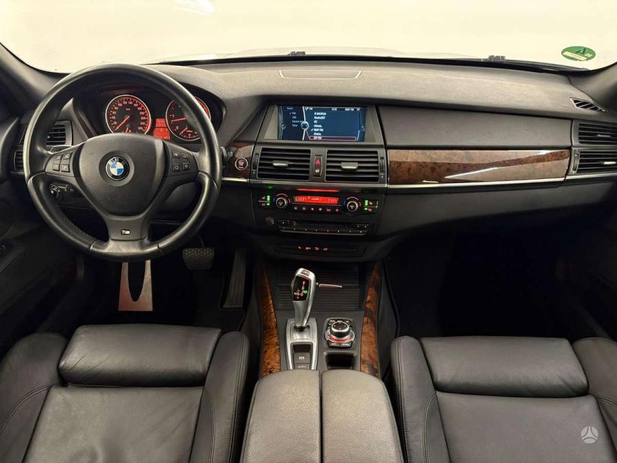 Pelēks BMW X5 2011 Marijampole, ar dzinēja tilpumu 2.99 L un nobraukumu 223 tūkst. km par 12350 €, foto 12 vietnē AUTOMOTO.COM.LV