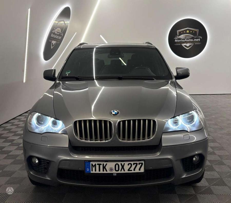 Pelēks BMW X5 2011 Marijampole, ar dzinēja tilpumu 2.99 L un nobraukumu 223 tūkst. km par 12350 €, foto 28 vietnē AUTOMOTO.COM.LV