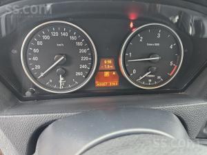 Grey BMW X5 2011 in Rezekne, with an engine capacity of 3.00 L and mileage of 244 thousand km for 10999 €, photo 13 on AUTOMOTO.COM.LV