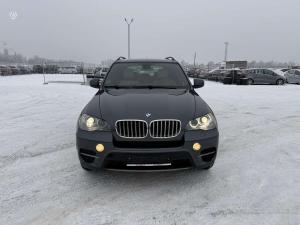 Pelēks BMW X5 2011 Marijampole, ar dzinēja tilpumu 2.99 L un nobraukumu 295 tūkst. km par 10300 €, foto 4 vietnē AUTOMOTO.COM.LV