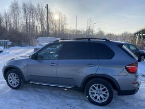 Grey BMW X5 2011 in Utena, with an engine capacity of 2.99 L and mileage of 260 thousand km for 11700 €, photo 11 on AUTOMOTO.COM.LV