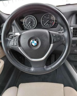 Grey BMW X5 2011 in Vilnius, with an engine capacity of 2.99 L and mileage of 26 thousand km for 9400 €, photo 9 on AUTOMOTO.COM.LV