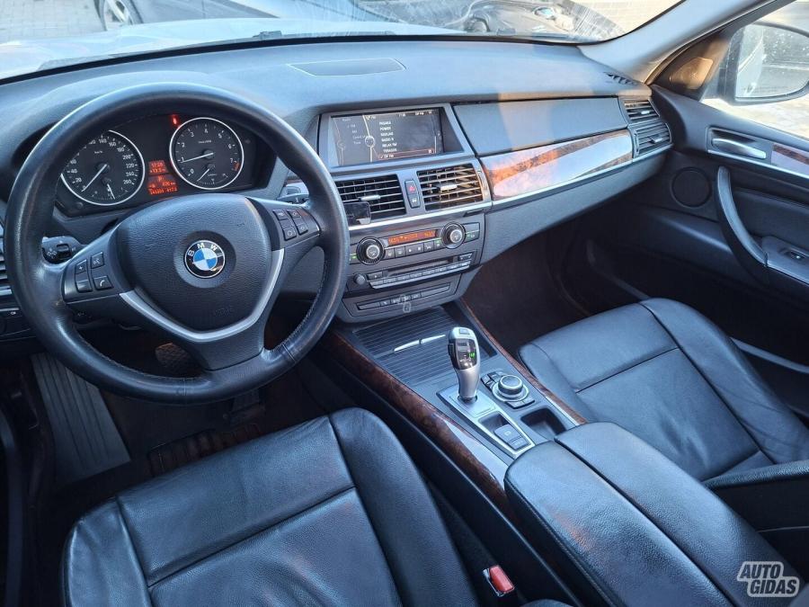 Pelēks BMW X5 2011 Šilutė, ar dzinēja tilpumu 3.00 L un nobraukumu 245 tūkst. km par 7900 €, foto 28 vietnē AUTOMOTO.COM.LV