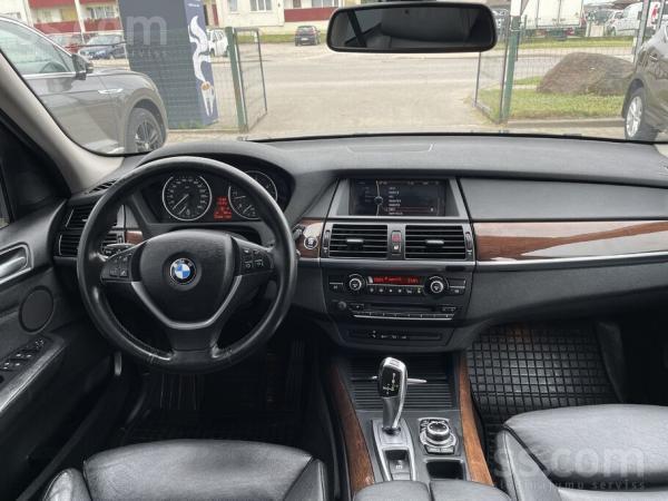 Pelēks BMW X5 2011 Talsi, ar dzinēja tilpumu 3.00 L un nobraukumu 360 tūkst. km par 9400 €, foto 7 vietnē AUTOMOTO.COM.LV